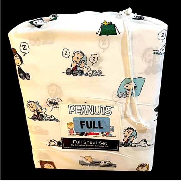 Peanuts | Bedding | Peanuts Full Size Sheets Set Everyones Sleeping ...
